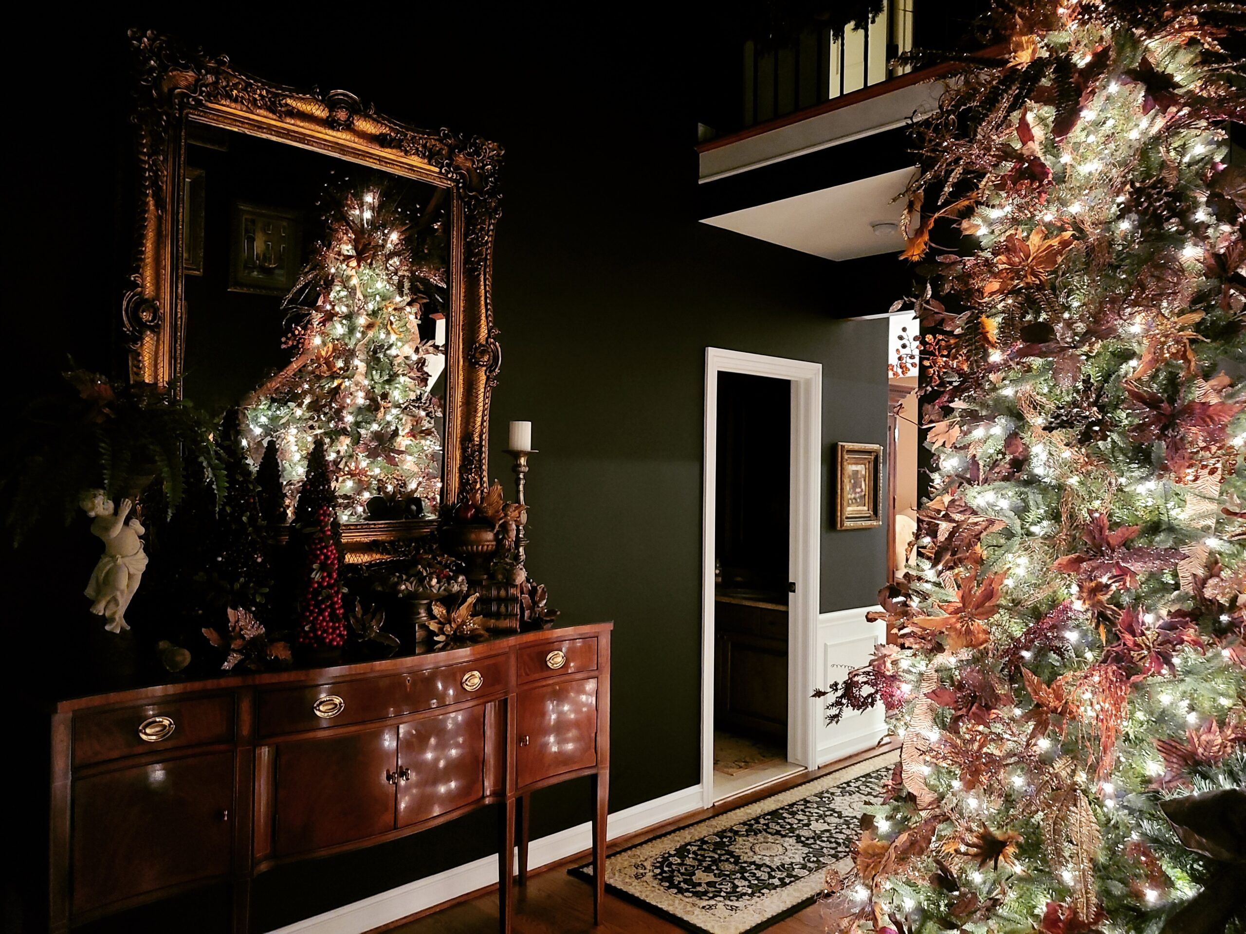 Elegant Christmas Decor – How to Achieve the Look and Plan Ahead - 9 House