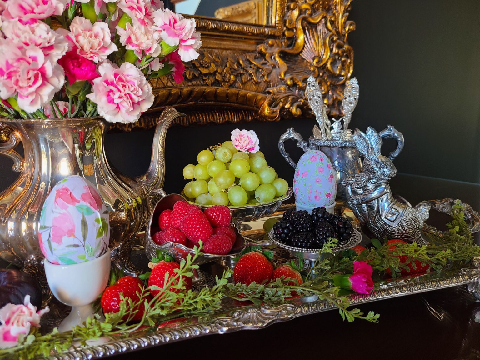 How to Create Displays with Silver – Spring Elegance Edition - 9 House